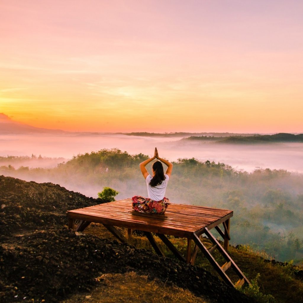 How To Do Transcendental Meditation Step By Step - TheMeditationGuides